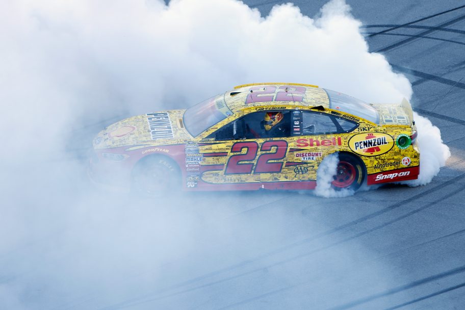 WFO Radio Motorsports Podcast NASCAR Sprint Cup Series Hellmann's 500